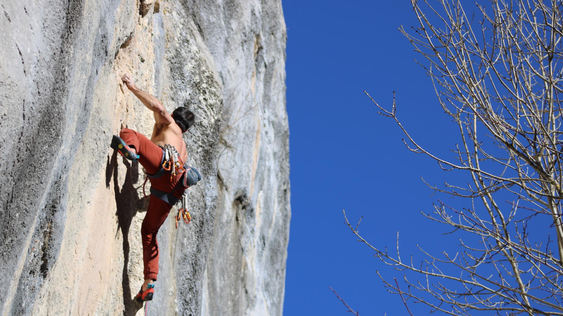 Climbing spots in the Aure valley | Saint-Lary Tourisme